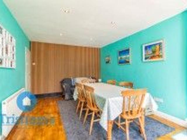 Bankfield Drive, Bramcote