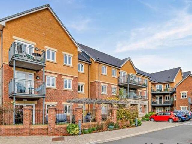 Banks Place, Moormead Road, 2 Bedroom Apartment
