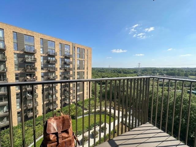Bankside Gardens, Green Park Village, Reading RG2, 1 bed flat to rent, £1,500 pcm | PrimeLocation