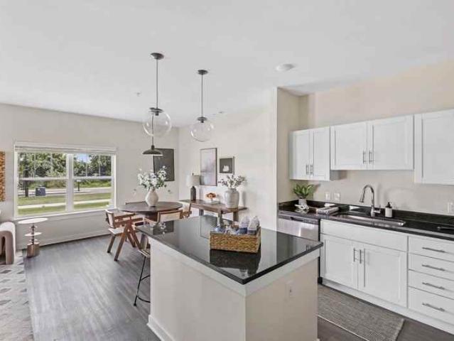 Banner at Sterling Farms 3 Bedroom Apartment for Rent at 3161 Highway 45 Byp, Jackson, TN 38305