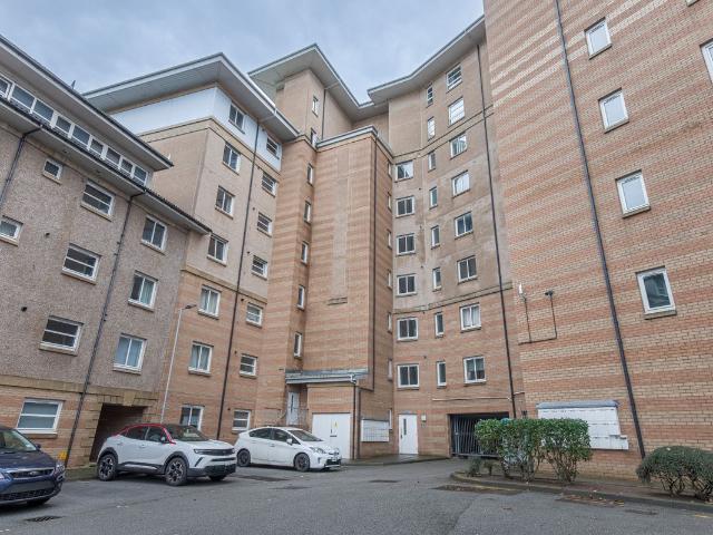 Bannermill Place, Aberdeen AB24, 3 bed flat to rent, £1,250 pcm | PrimeLocation
