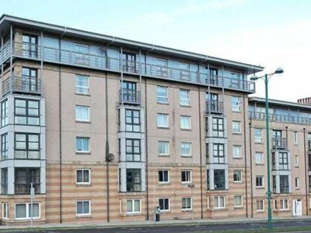 Bannermill Place, Aberdeen, 2 Bedroom Flat