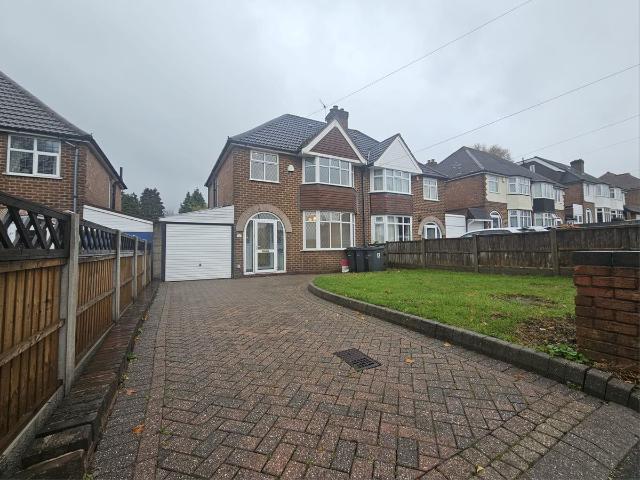 Banners Gate Road, Sutton Coldfield B73, 3 bed property to rent, £1,250 pcm | PrimeLocation