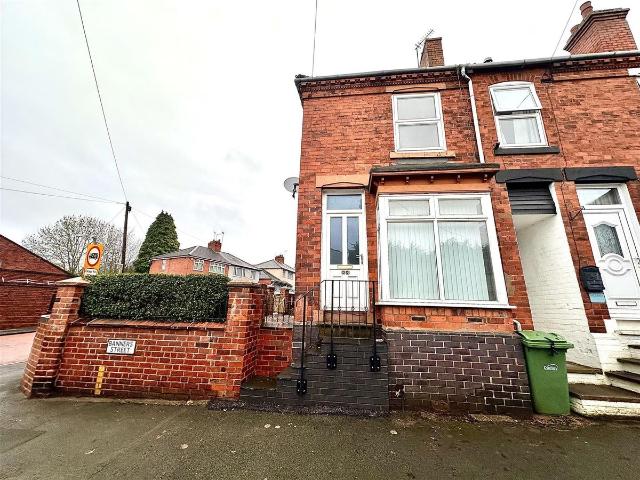 Banners Street, Halesowen B63, 2 bed end terrace house to rent, £1,050 pcm | PrimeLocation