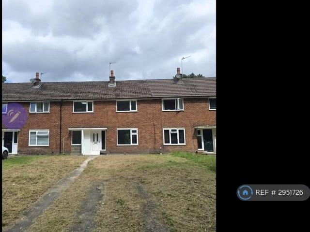 Bannister Drive, Leyland, PR25 3 bed terraced house to rent £1,025 pcm £237 pw