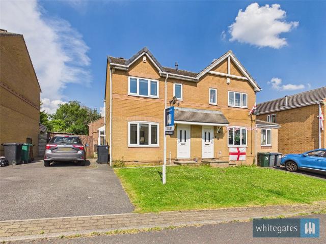 Bannockburn Court, Bradford, West Yorkshire BD5, 3 bed semi detached house to rent, £1,150 pcm | PrimeLocation