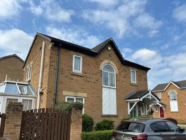 Bannockburn Court, Off Rooley Lane, 3 Bedroom Detached