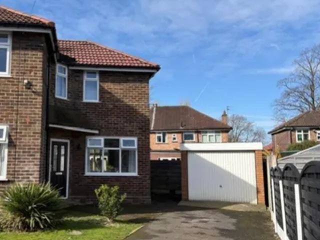 Banstead Avenue, Wythenshawe, M22 4SQ, United Kingdom | 3 bed duplex for rent #165480535 | Rentberry