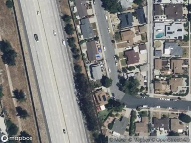 Babcock Ave