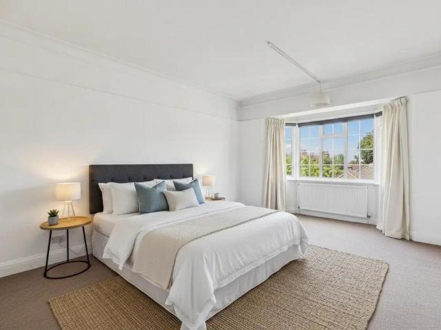 Babington Court, London SW16 2 bed flat to rent £2,200 pcm £508 pw