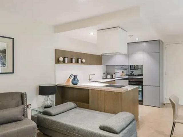 Babmaes Street, London, SW1Y 6HD, United Kingdom | 2 bed apartment for rent #138222097 | Rentberry