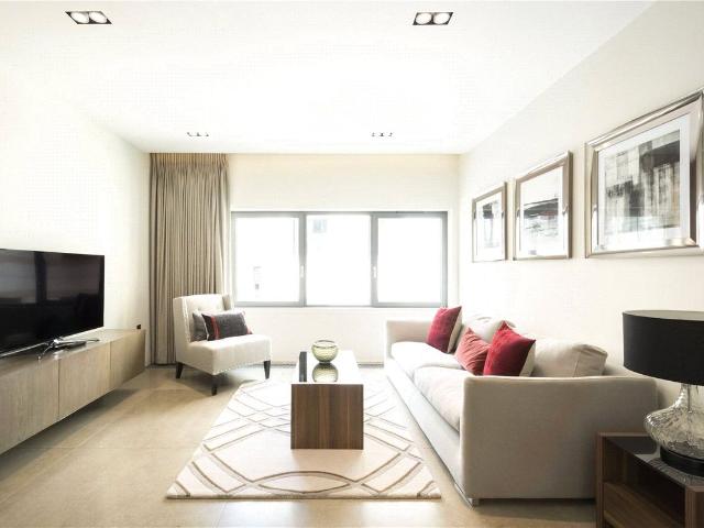 Babmaes Street, St James, London SW1Y, 1 bed flat to rent, £4,767 pcm | PrimeLocation