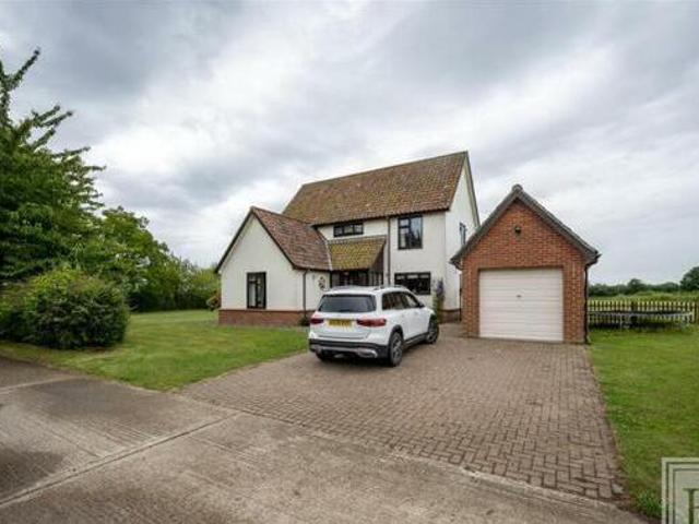 Bacton Road, Haughley, 3 Bedroom Detached