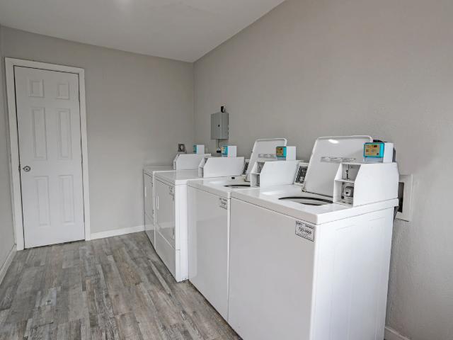 Bachman Place Apartments 1 Bedroom Apartment for Rent at 2807 Bachman Dr, Dallas, TX 75220
