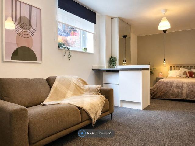 Back Mount St, Chorley PR7, Room to rent, £650 pcm | PrimeLocation