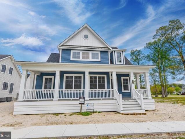 Back Nine Way Unit,long Neck, Home For Sale