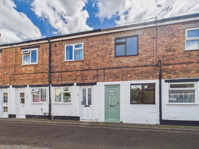 Back Of Mount Pleasant, Tewkesbury, Gloucestershire GL20, 1 bed terraced house to rent, £800 pcm | PrimeLocation