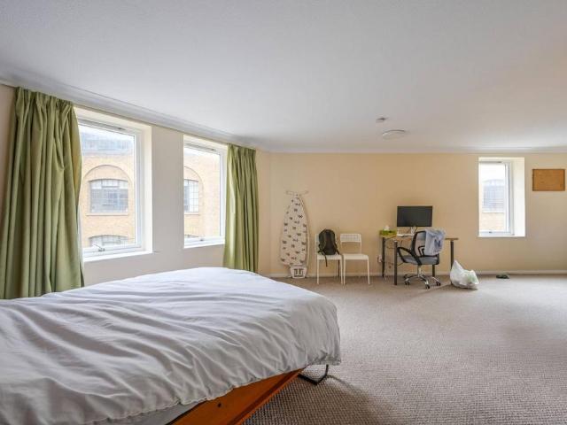 Back Church Lane, Aldgate, London, E1 Studio to rent £1,712 pcm £395 pw