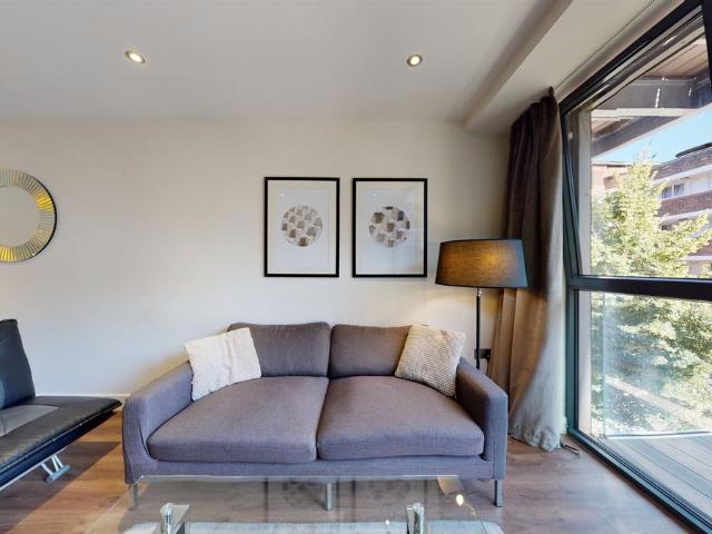 Back Church Lane, Aldgate, London E1, 2 bed flat to rent, £3,250 pcm | PrimeLocation
