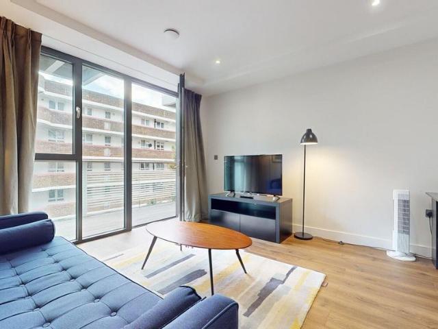 Back Church Lane, London E1 1 bed flat to rent £2,383 pcm £550 pw