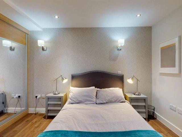 Back Church Lane, London, E1 1FL 1 bed flat to rent £2,491 pcm £575 pw
