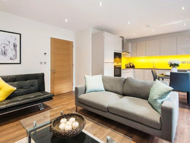 Back Church Lane, London, E1 2 bed apartment to rent £3,250 pcm £750 pw