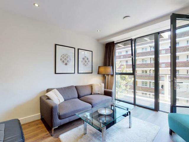 Back Church Lane, London E1 2 bed flat to rent £2,995 pcm £691 pw