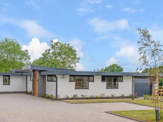 Back Lane, Meriden, 3 Bedroom Detached