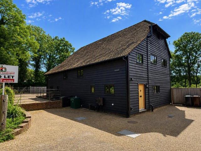Back Lane Shipbourne, Tonbridge, TN11 4 bed house to rent £2,750 pcm £635 pw