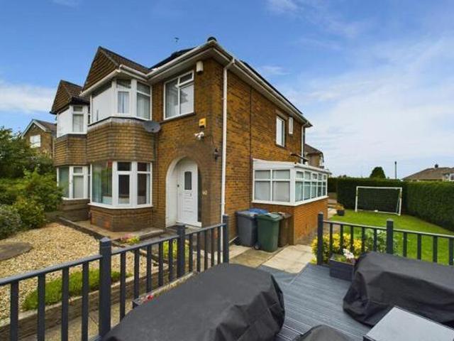 Back Lane, Queensbury, 3 Bedroom Semi detached