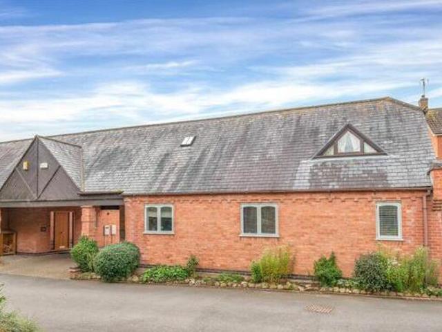 Back Lane, Thrussington, 3 Bedroom Barn