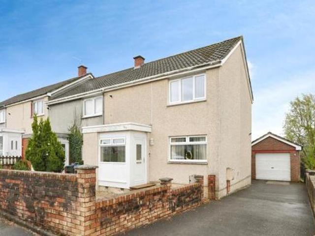 Back Rogerton Crescent, Auchinleck, 2 Bedroom End