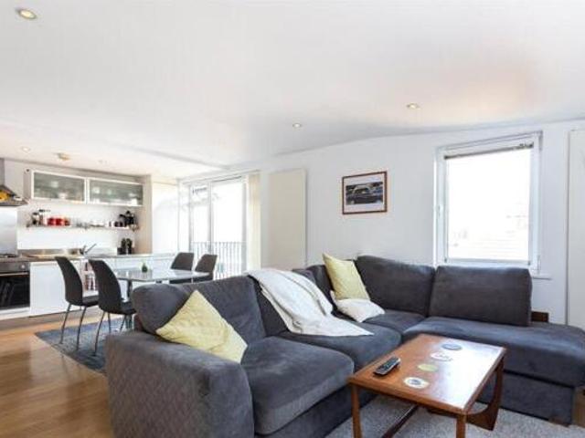 Bacon Street, London, 2 Bedroom Apartment