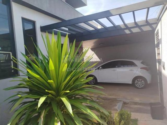 Bady Bassitt Jardim Tangará Casa com 03 Dormitórios, sendo 1 suite, 2 vagas de garagens, varanda