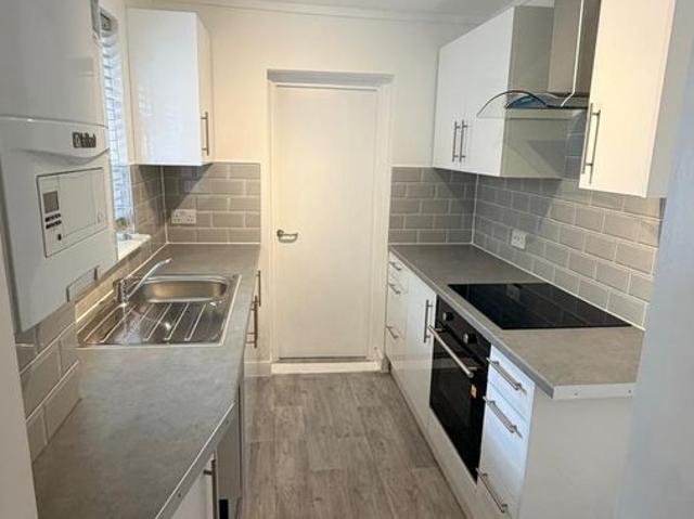 Baddow Road, Chelmsford CM2, 3 bed end terrace house to rent, £1,850 pcm | PrimeLocation