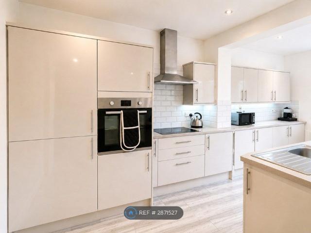 Baddow Road, Chelmsford CM2, Room to rent, £750 pcm | PrimeLocation