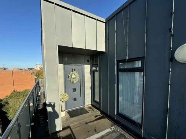 Baddow Road, Chelmsford, 2 Bedroom Flat