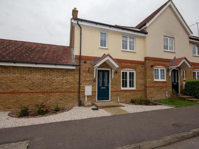 Badger Close, Hassocks, BN6 3 bed terraced house to rent £1,875 pcm £433 pw