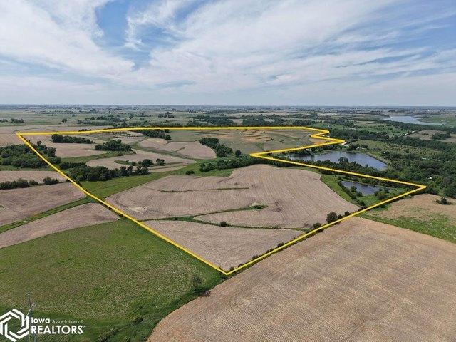 Badger Creek Rd, Van Meter, IA 50261
