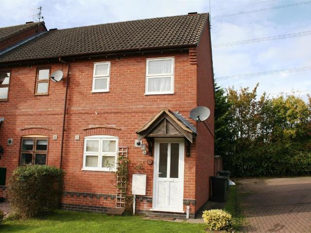Badger Gardens, St Peters, Worcester WR5, 2 bed end terrace house to rent, £995 pcm | PrimeLocation
