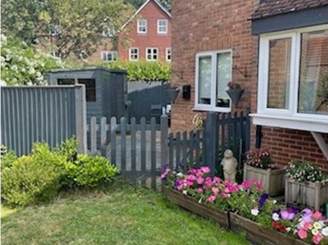 Badgers Cross, Godalming GU8, 1 bed terraced house to rent, £1,250 pcm | PrimeLocation