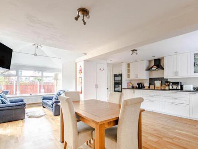 Baffam Lane, Brayton, 3 Bedroom Bungalow