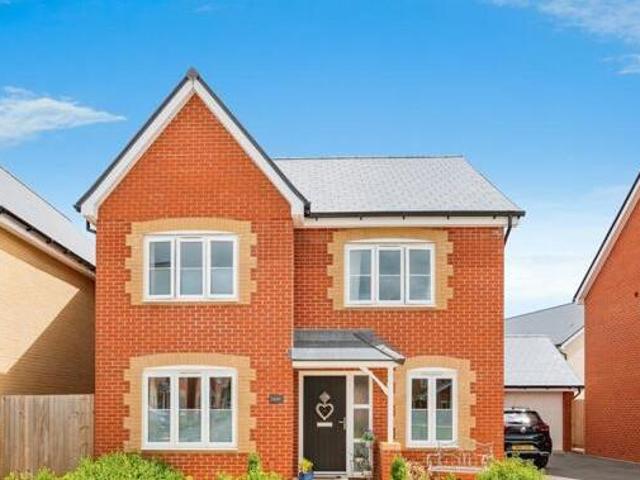 Bagber Road, Stalbridge, 4 Bedroom Detached