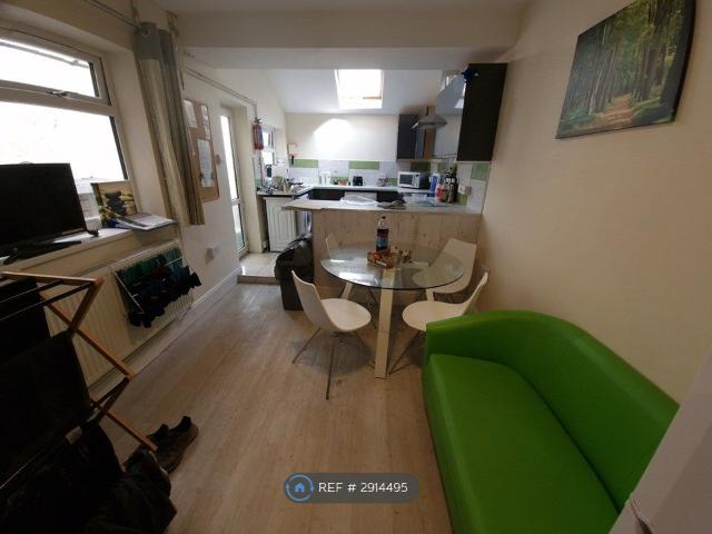 Baglan Street, Swansea SA1, Room to rent, £395 pcm | PrimeLocation