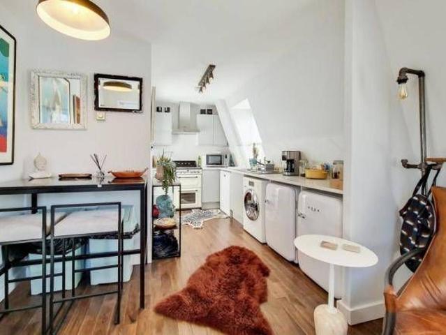 Bagshot Street, London SE17, 2 bed flat to rent, £2,150 pcm | PrimeLocation