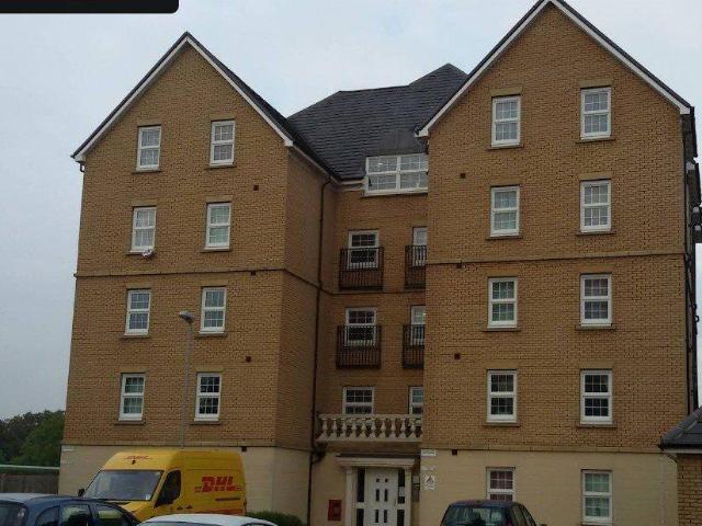 Bagshawe Court, Luton LU1 2 bed flat to rent £1,065 pcm £246 pw