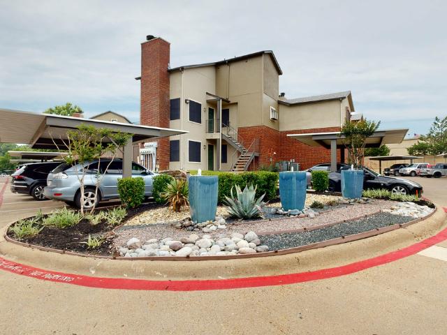 Bahama Glen Apartments 2 Bedroom Apartment for Rent at 2540 Bahama Dr, Dallas, TX 75211