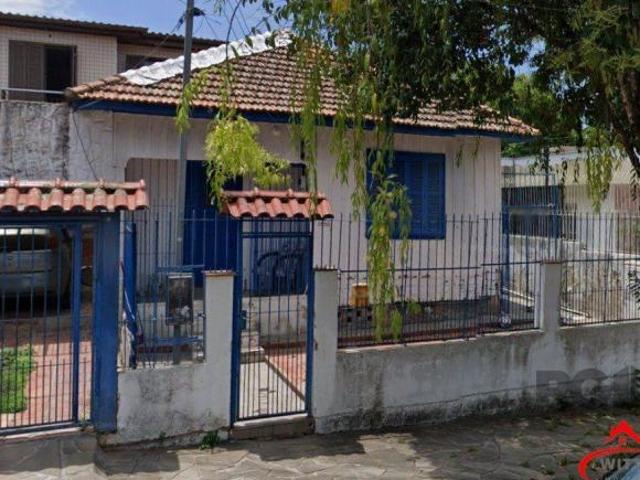 BAIXOU! Casa à Venda Bairro Glória próxima ao BOURBON SHOPPING Teresópolis