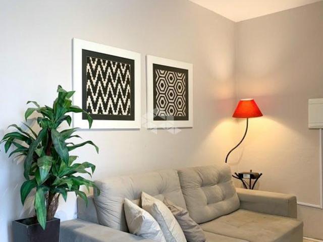 BAIXOU!Credito Real ROYAL vende! Apartamento térreo com pátio lateral