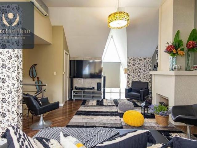 BAIXOU DE R$ 1.070.000,00 POR R$ 870.000,00 Sobrado com 172 m², 3 quartos, 1 suíte à venda Água